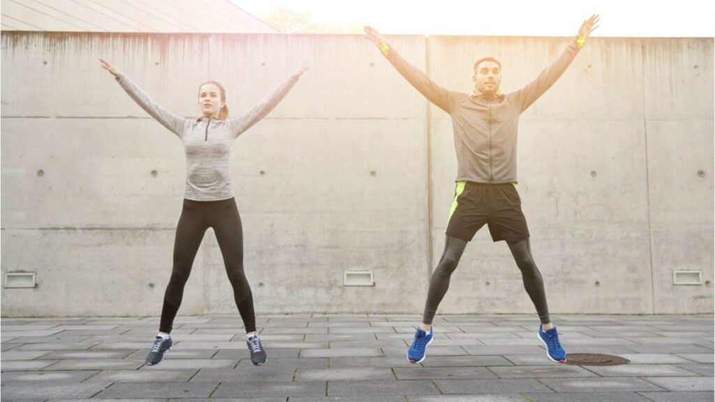 Los increíbles beneficios de los jumping jacks – Bienestar Cósmico
