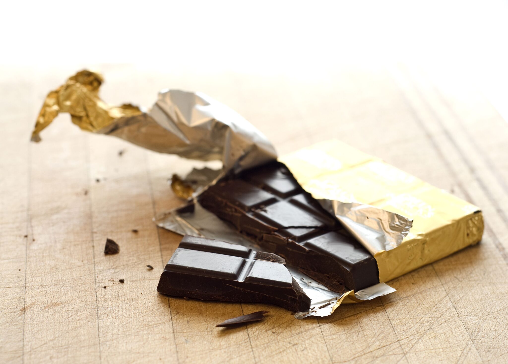 Los increíbles beneficios del chocolate negro 99% – Bienestar Cósmico
